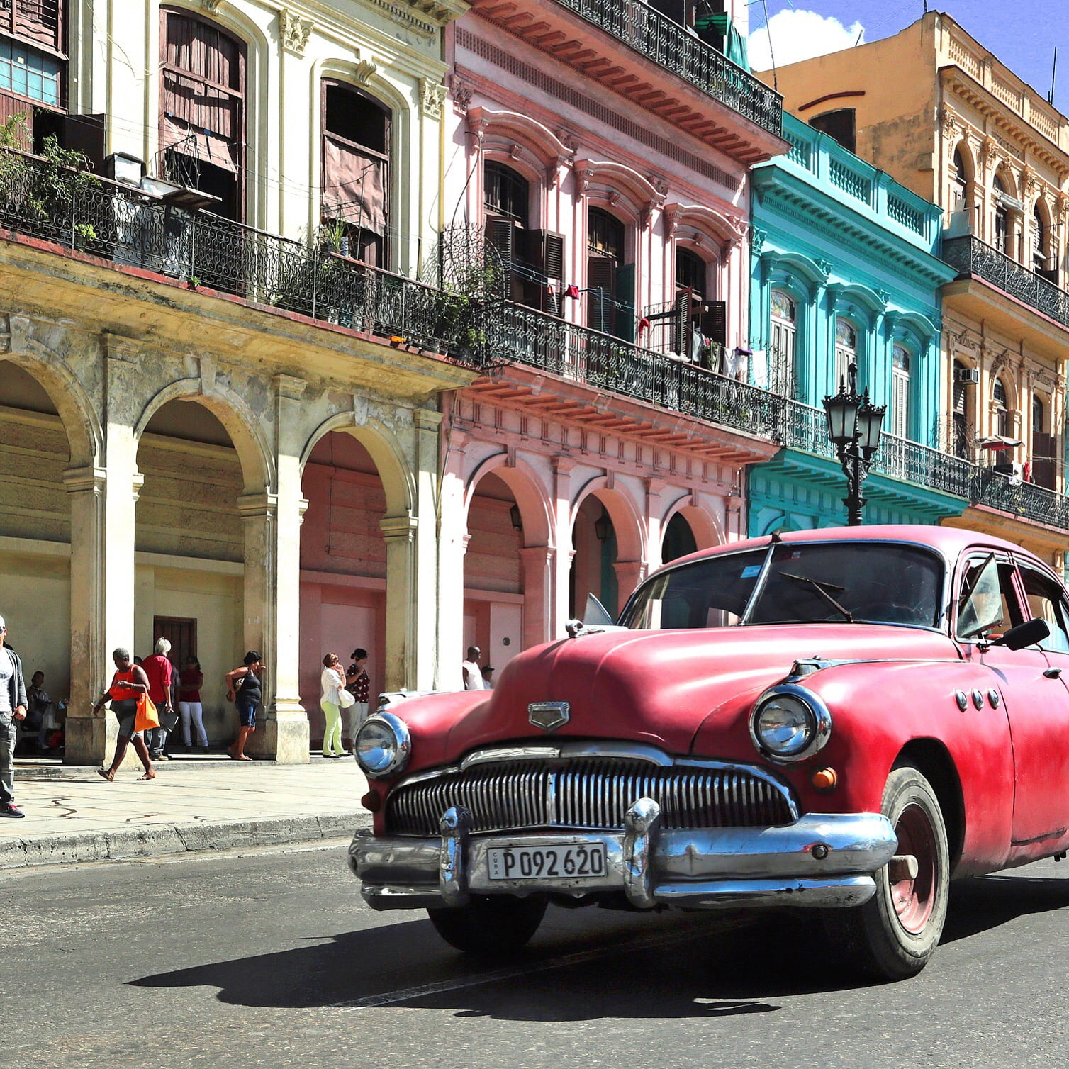 Cuba Cars - 360 MAGAZINE - GREEN | DESIGN | POP | NEWS