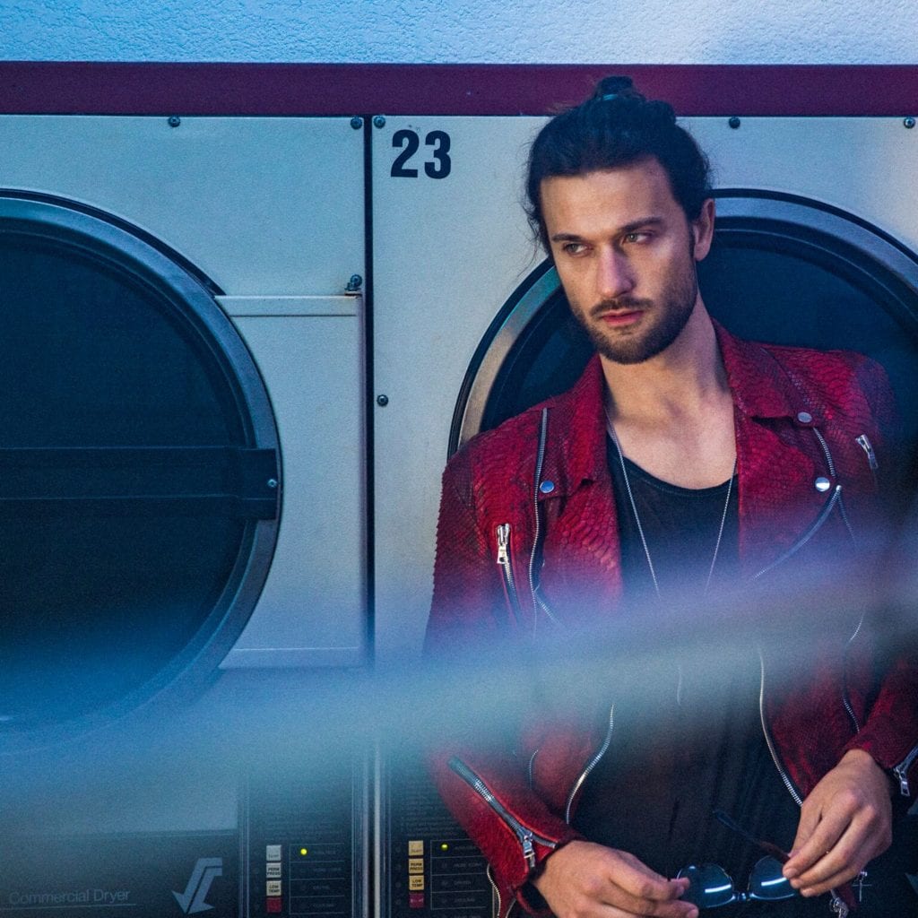 Zander Bleck - 360 MAGAZINE - GREEN | DESIGN | POP | NEWS