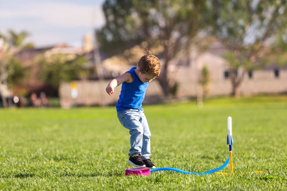 Stomp Rocket - 360 MAGAZINE - GREEN | DESIGN | POP | NEWS