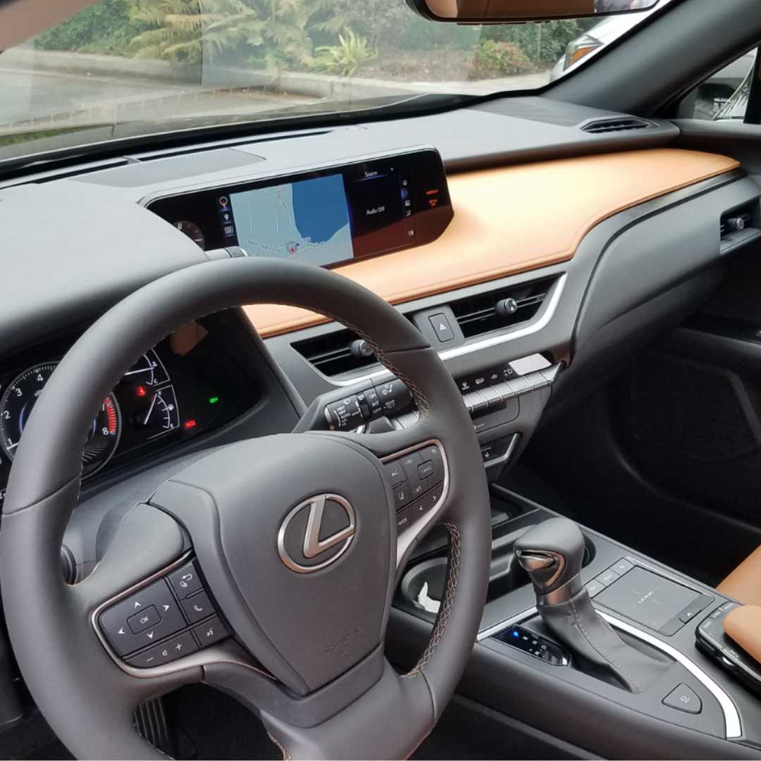 LEXUS UX - 360 MAGAZINE - GREEN | DESIGN | POP | NEWS