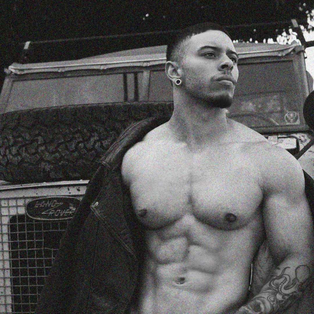 aj Holbrook Archives - 360 MAGAZINE - GREEN | DESIGN | POP | NEWS