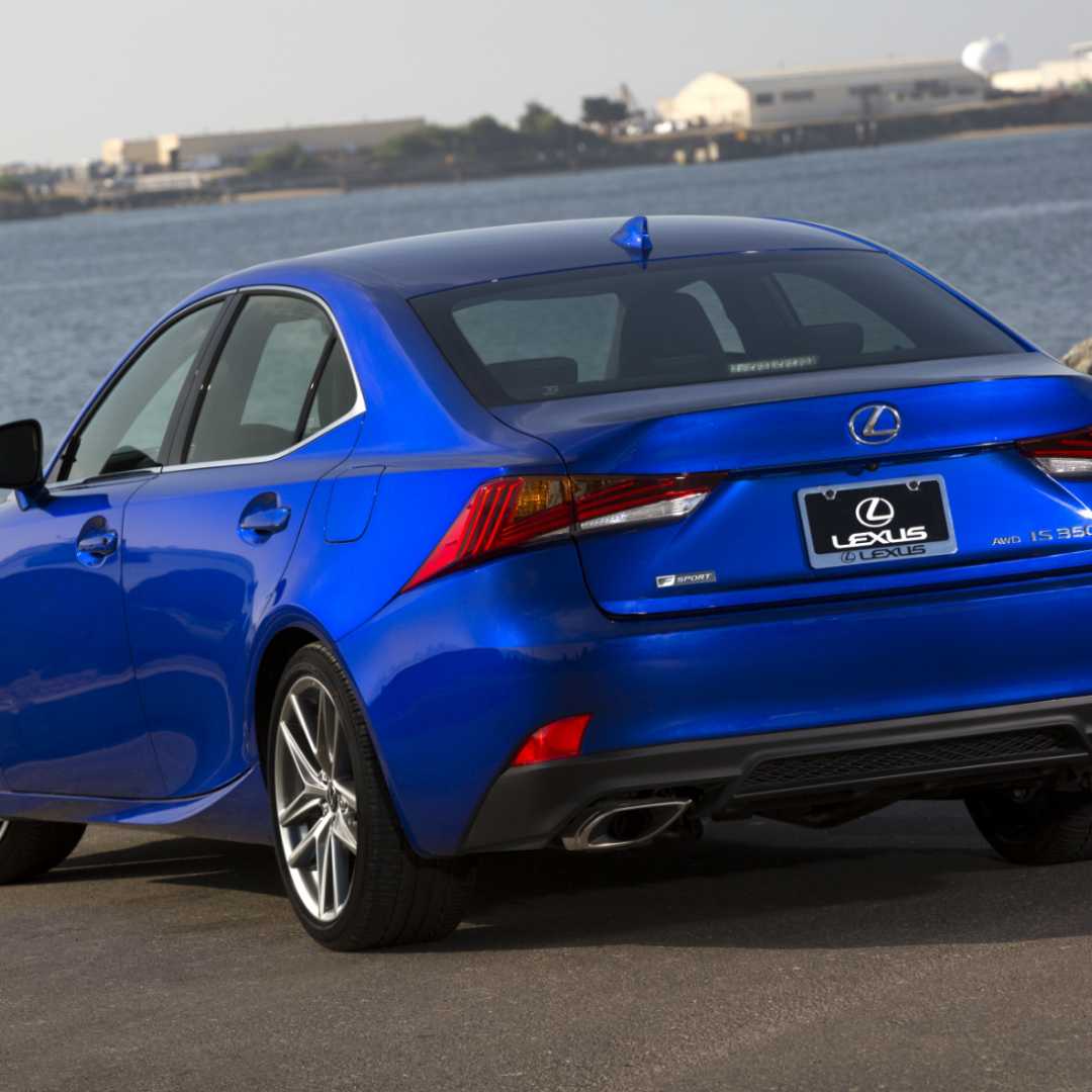 Lexus IS 350 F Sport - 360 MAGAZINE - GREEN | DESIGN | POP | NEWS