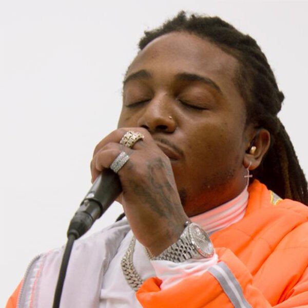 Vevo and Jacquees Release Live Performance of Who's - 360 MAGAZINE ...