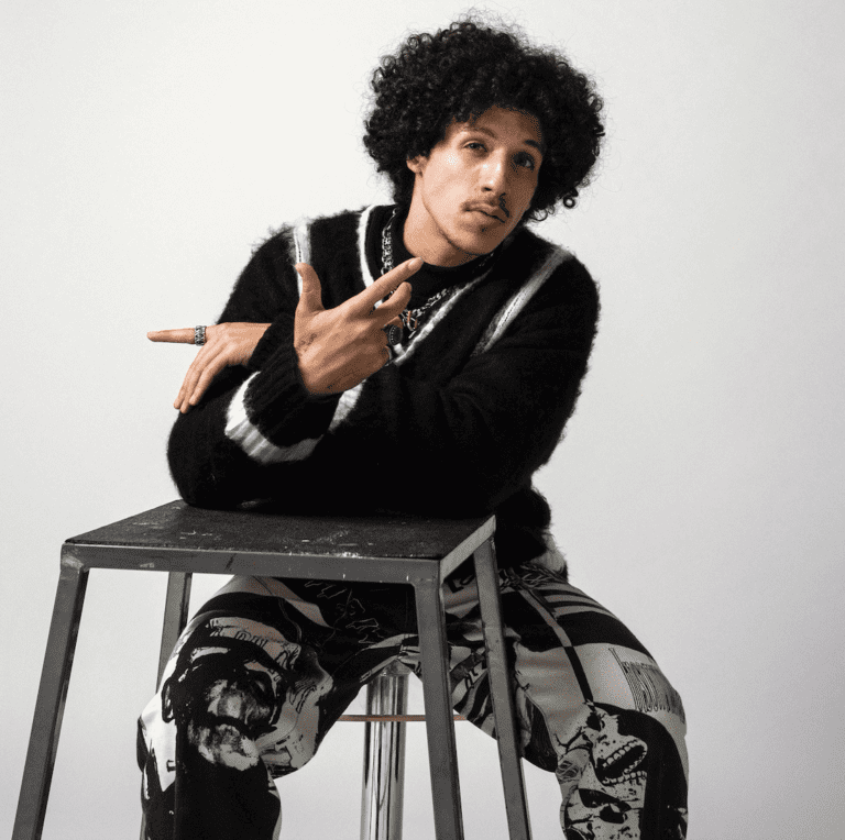 Rilés - New EP - 360 MAGAZINE - GREEN | DESIGN | POP | NEWS