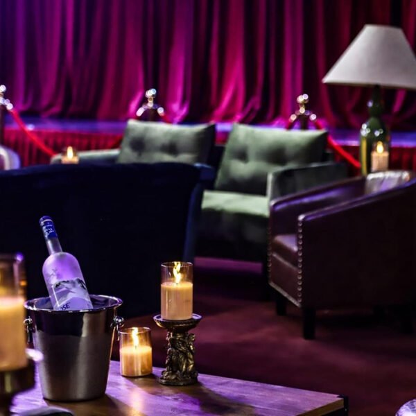 Le Rouge Lounge - 360 MAGAZINE - GREEN | DESIGN | POP | NEWS