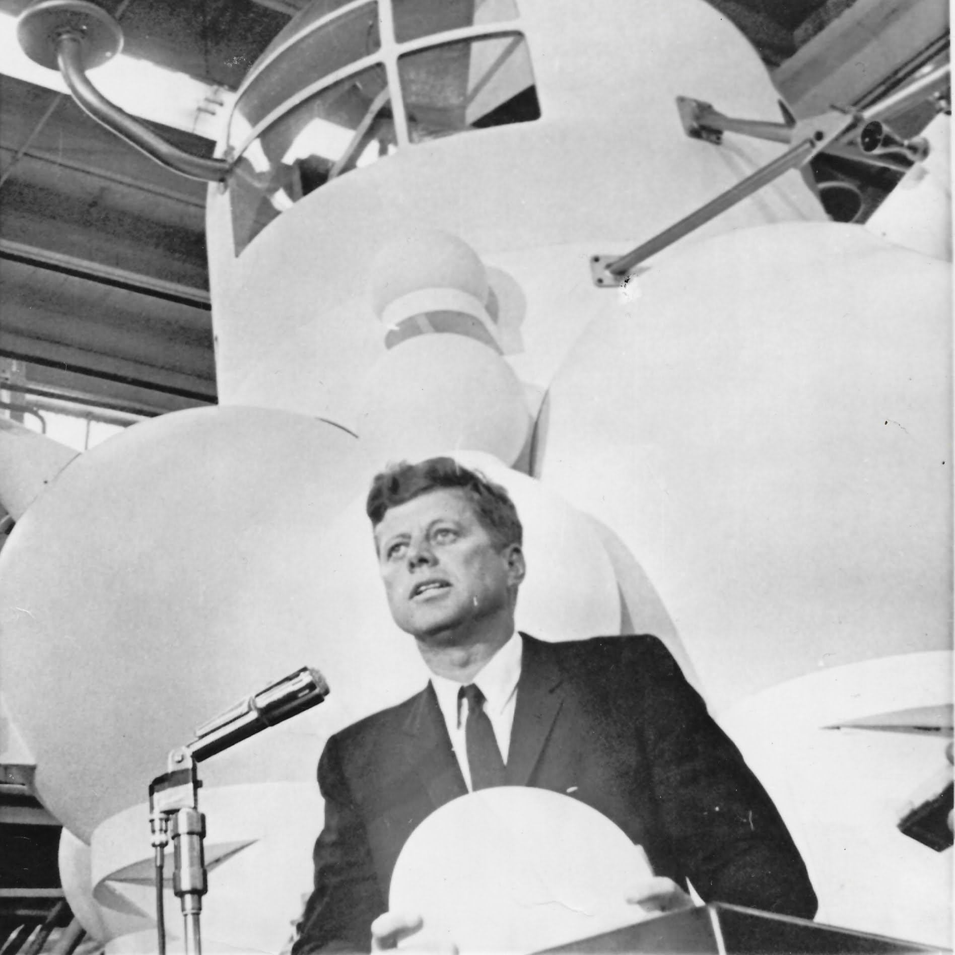 Space Exploration Photography × Ephemera - 360 MAGAZINE - GREEN ...