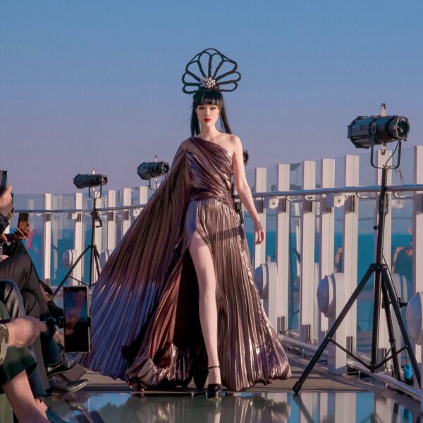 Groundbreaking Sky-High Ocean Catwalk - 360 MAGAZINE - GREEN | DESIGN ...