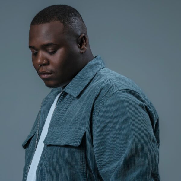 Lloyiso - Speak - 360 MAGAZINE - GREEN | DESIGN | POP | NEWS