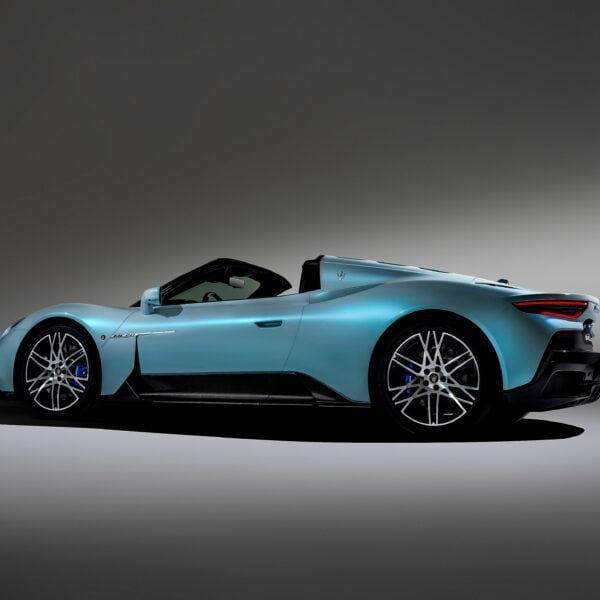 Maserati MC20 Cielo - 360 MAGAZINE - GREEN | DESIGN | POP | NEWS