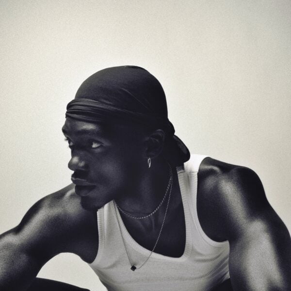 TOBi - "FLOWERS" - 360 MAGAZINE - GREEN | DESIGN | POP | NEWS