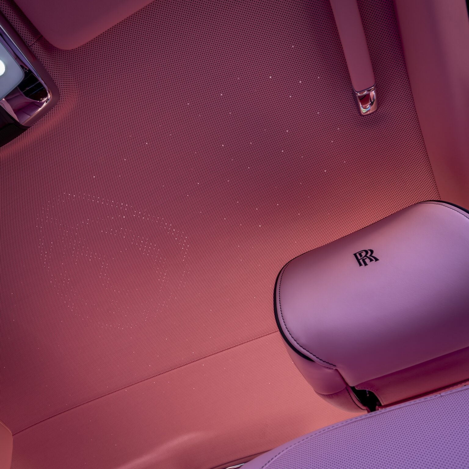 Champagne Rose - 360 MAGAZINE - GREEN | DESIGN | POP | NEWS