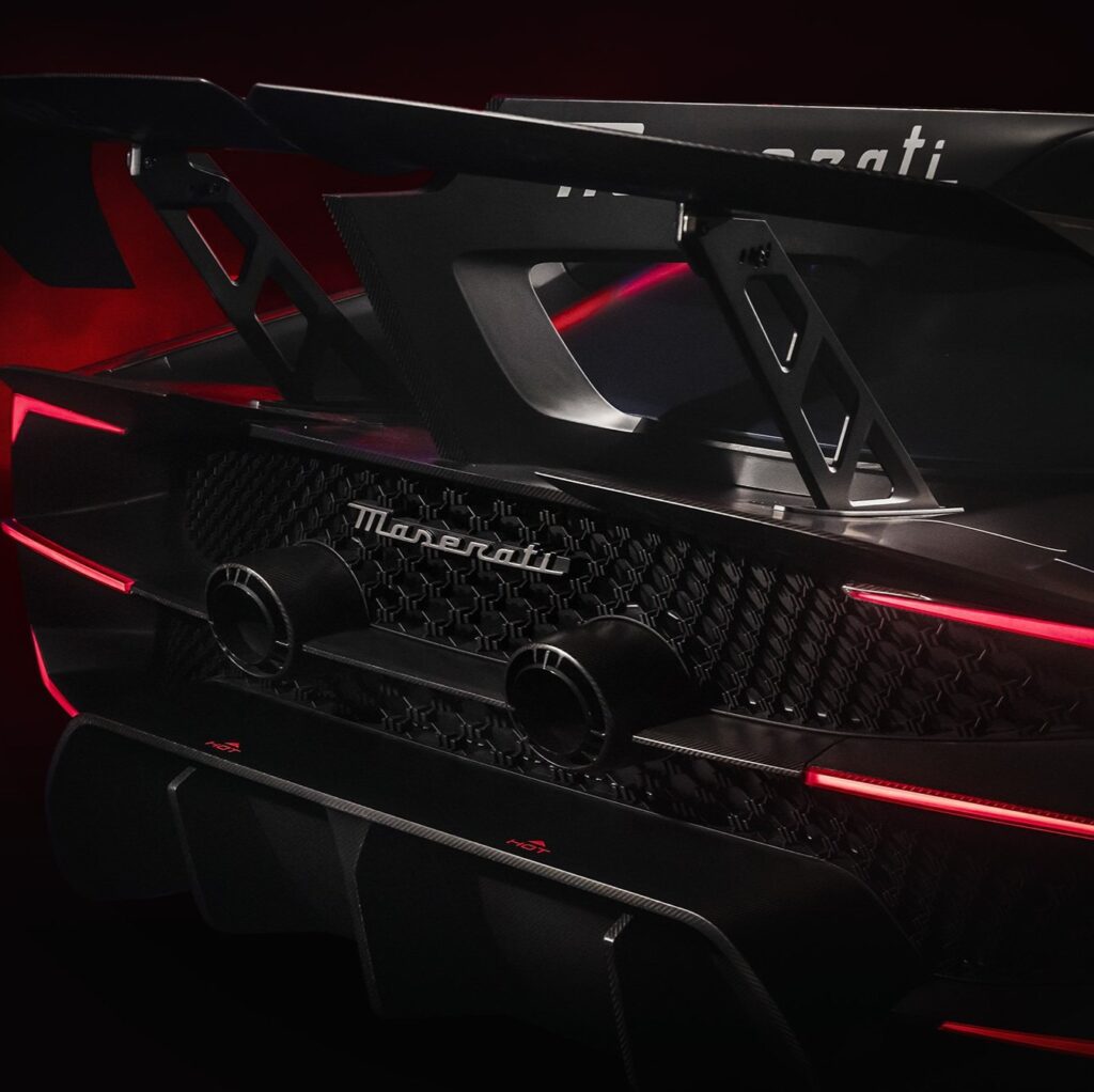 Maserati MCXtrema Unveil - 360 MAGAZINE - GREEN | DESIGN | POP | NEWS