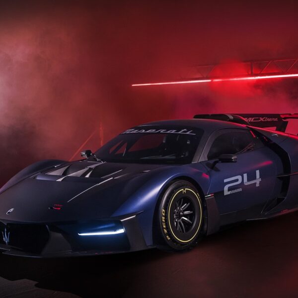 Maserati MCXtrema Unveil - 360 MAGAZINE - GREEN | DESIGN | POP | NEWS